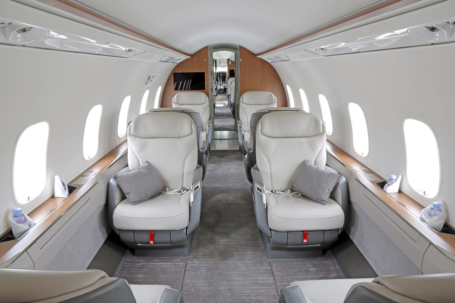 Sunwest Aviation Adds Challenger 3500 To Fleet - Sunwest Aviation